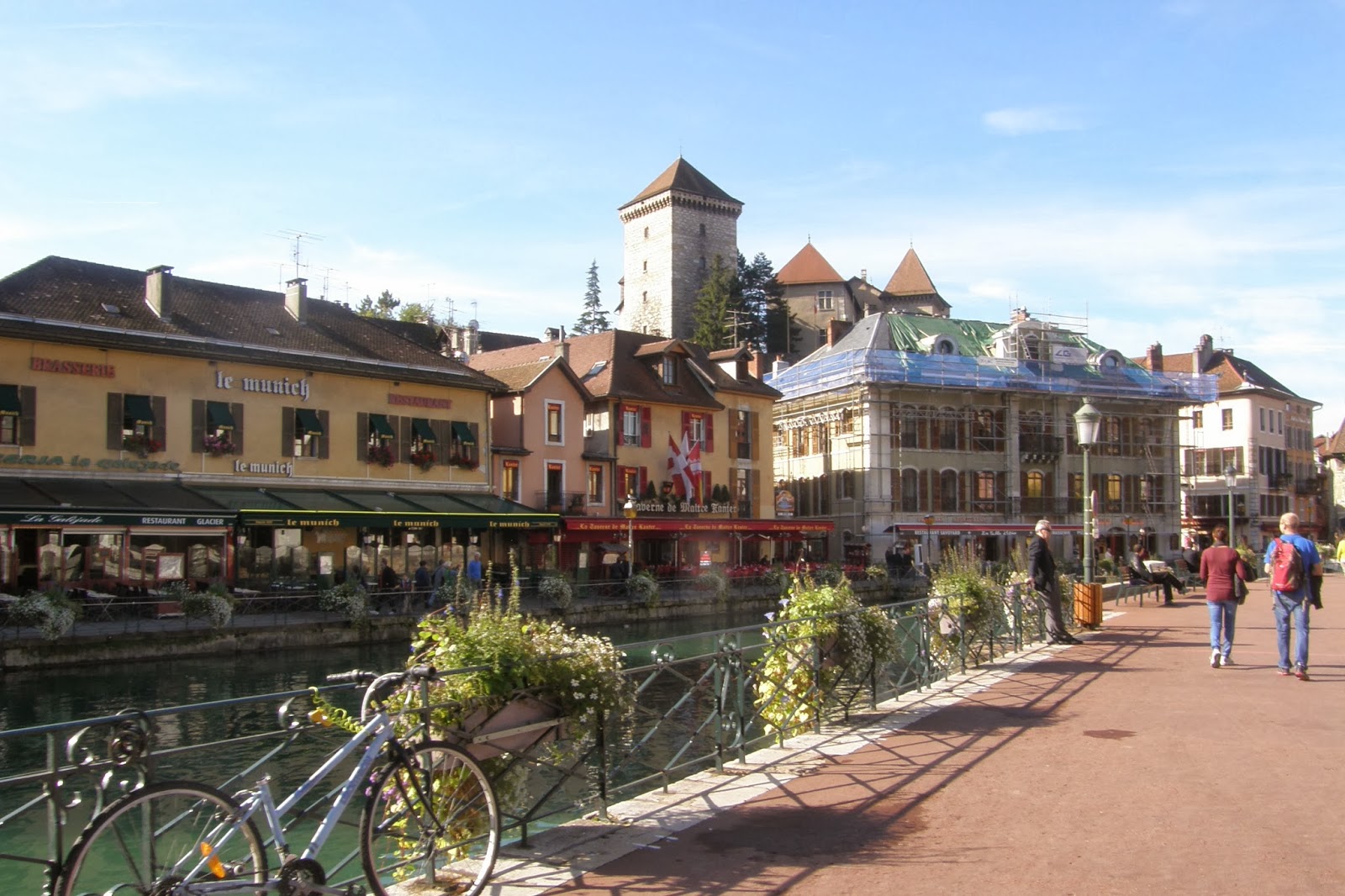 NoéAmeLePliage: ANNECY [ Anesí ]