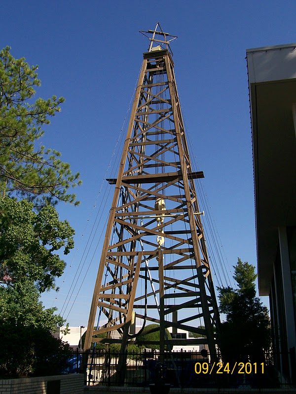 Rockhounding Around: East Texas Oil Museum, Kilgore Texas