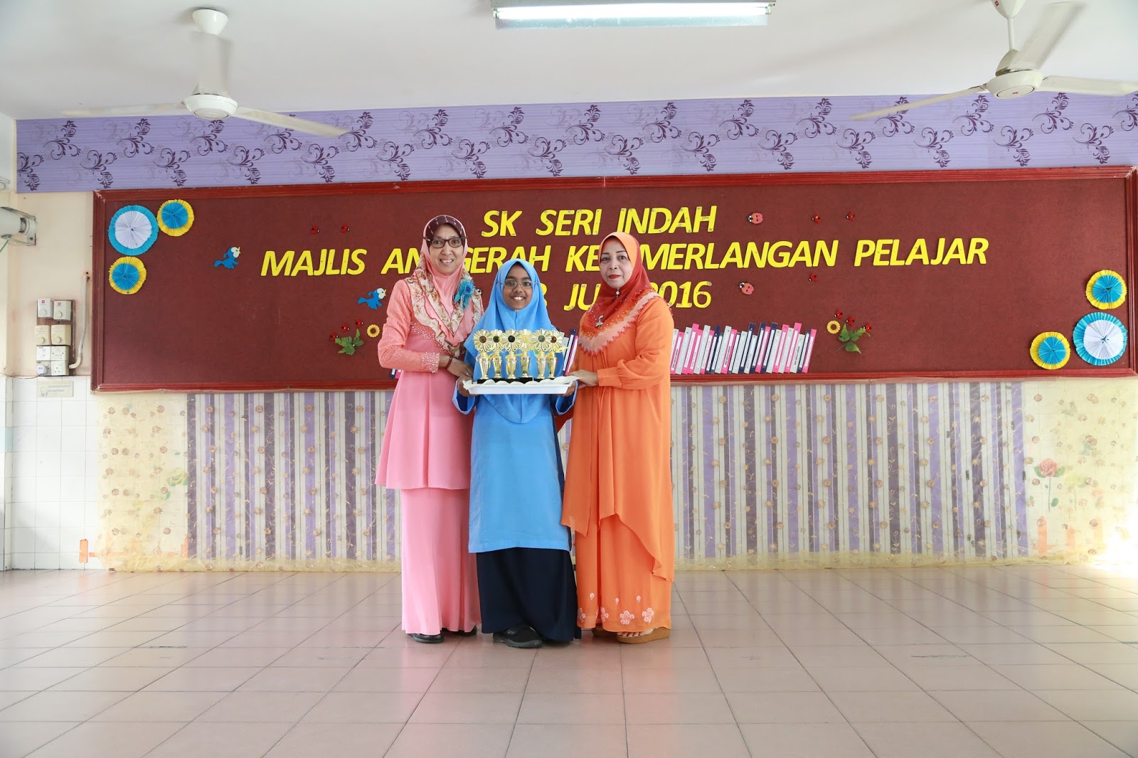 MAJLIS ANUGERAH KECEMERLANGAN PELAJAR 2016 MAJLIS ANUGERAH KECEMERLANGAN PELAJAR 2016