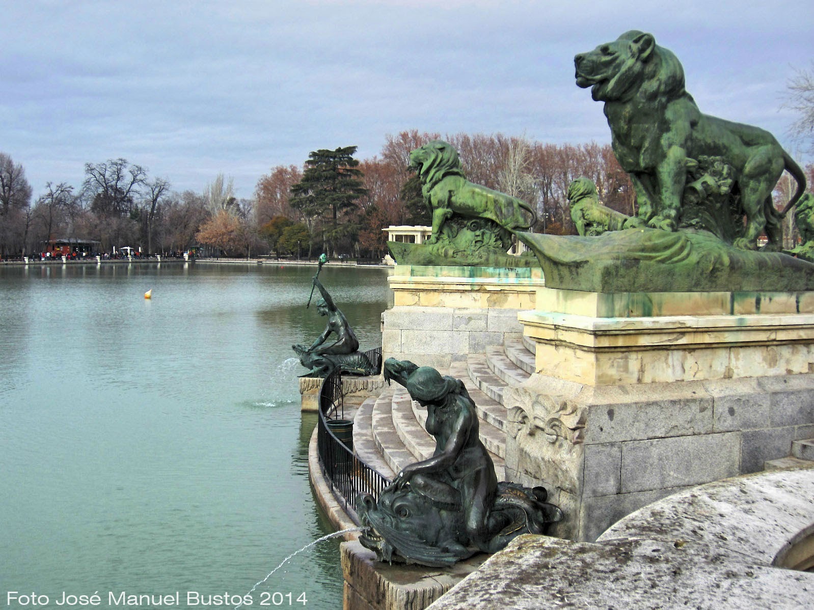 Miradas de Madrid_MdM: ESTATUAS DE LEONES, MADRID RUGE: 2.- LEONES DEL ...