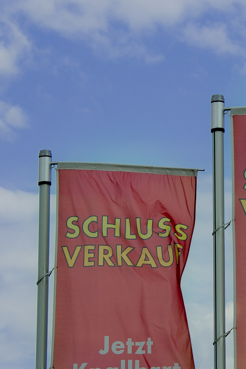 Don Bandera: Modelos de banderas verticales publicitarias.