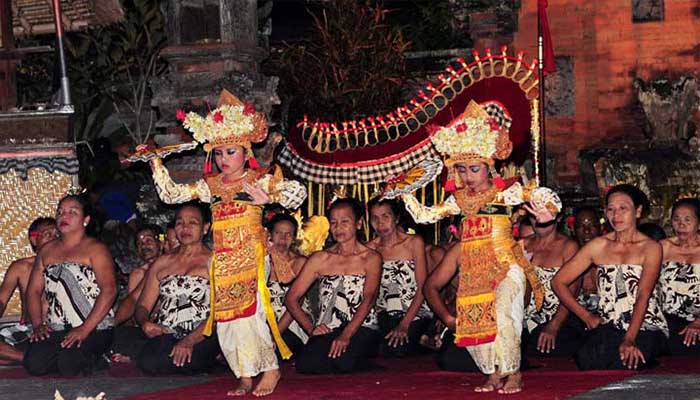Tarian Tradisional Dari Bali Beserta Penjelasannya Lengkap - Cinta ...