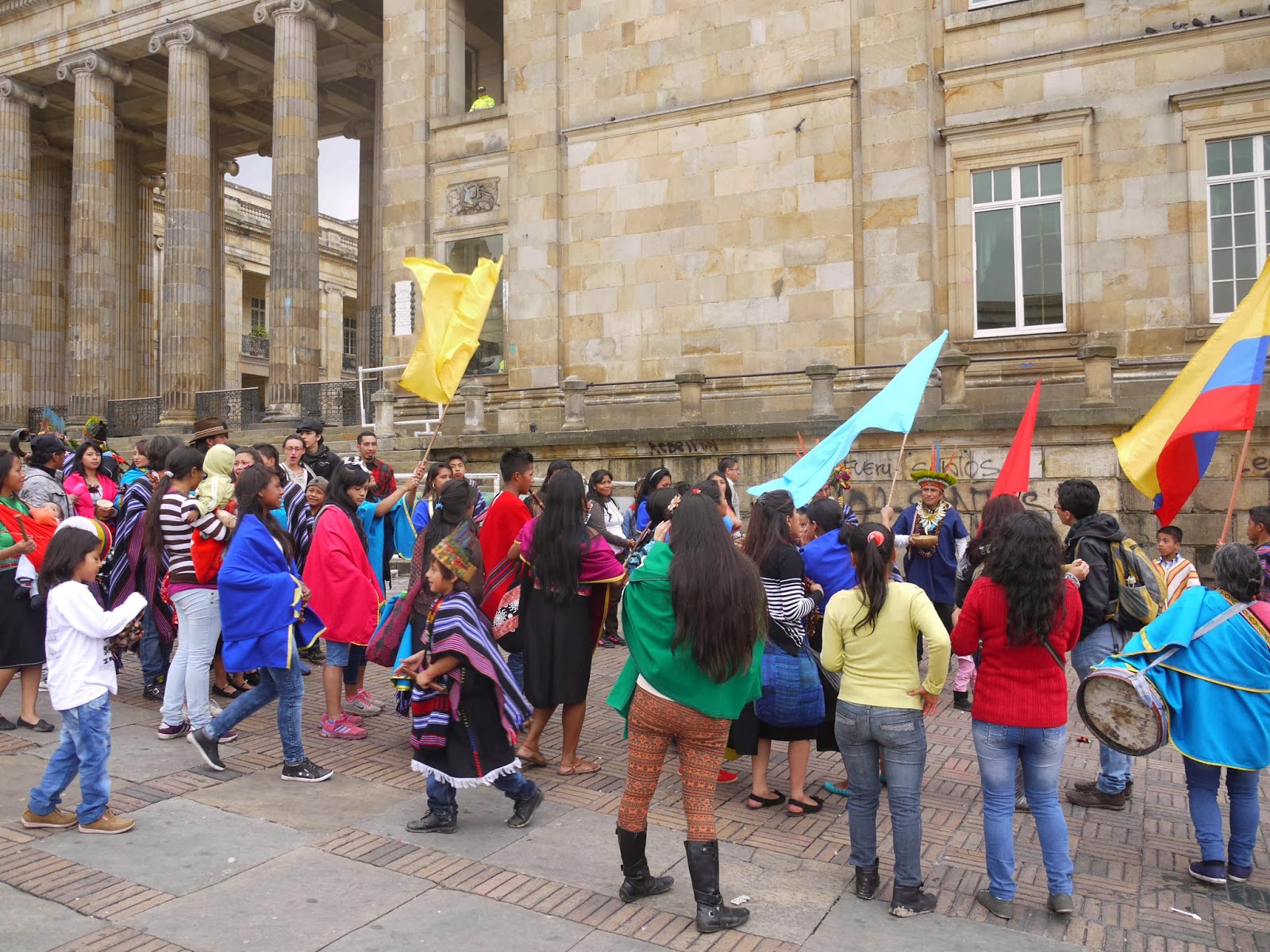 Mike's Bogota Blog: The Ingas' Carnaval of Pardon