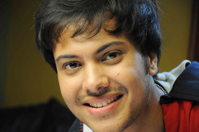 Entire Cinema Gallery - Movie Posters, Movie Gallery, Movie Stills ...