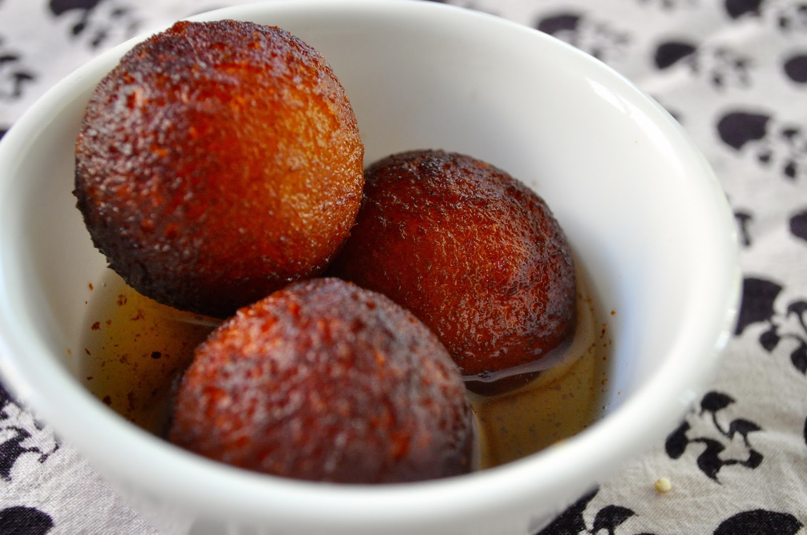 Cooking with Meena: Gulab Jamuns - almost as easy as making from a mix