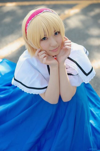 Cosplay Photos in Zip: Touhou Project Alice Cosplay by Rinami
