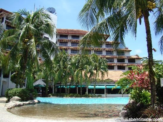 Limatok Jim: Sabah Hotel Sandakan, Sabah