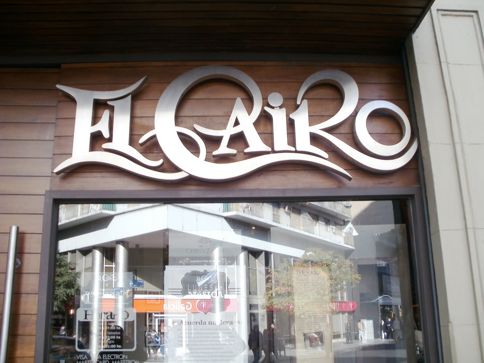 PARA SIBARITAS: BAR EL CAIRO (ROSARIO)