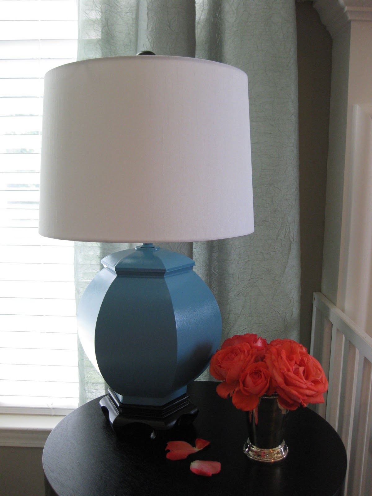 That Mommy Blog: Before and After Lamp Revamp