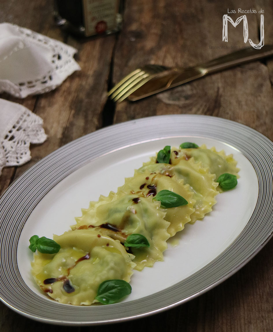 RAVIOLIS RELLENOS DE ESPINACAS Y RICOTTA - Las Recetas de MJ