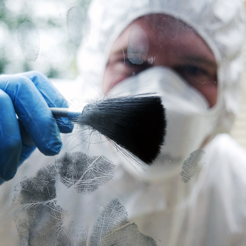 Kent Police: Focus on...Crime Scene Investigators - 'CSI Miami doesn't ...