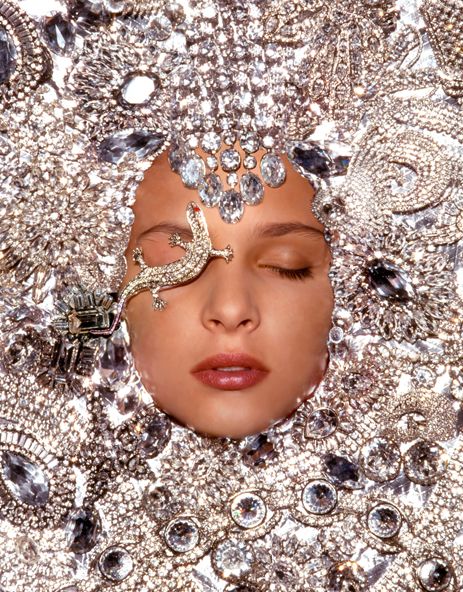 Fashion (A-Z): BUTLER Nicky & WILSON Simon (Butler & Wilson) (Jewellery ...