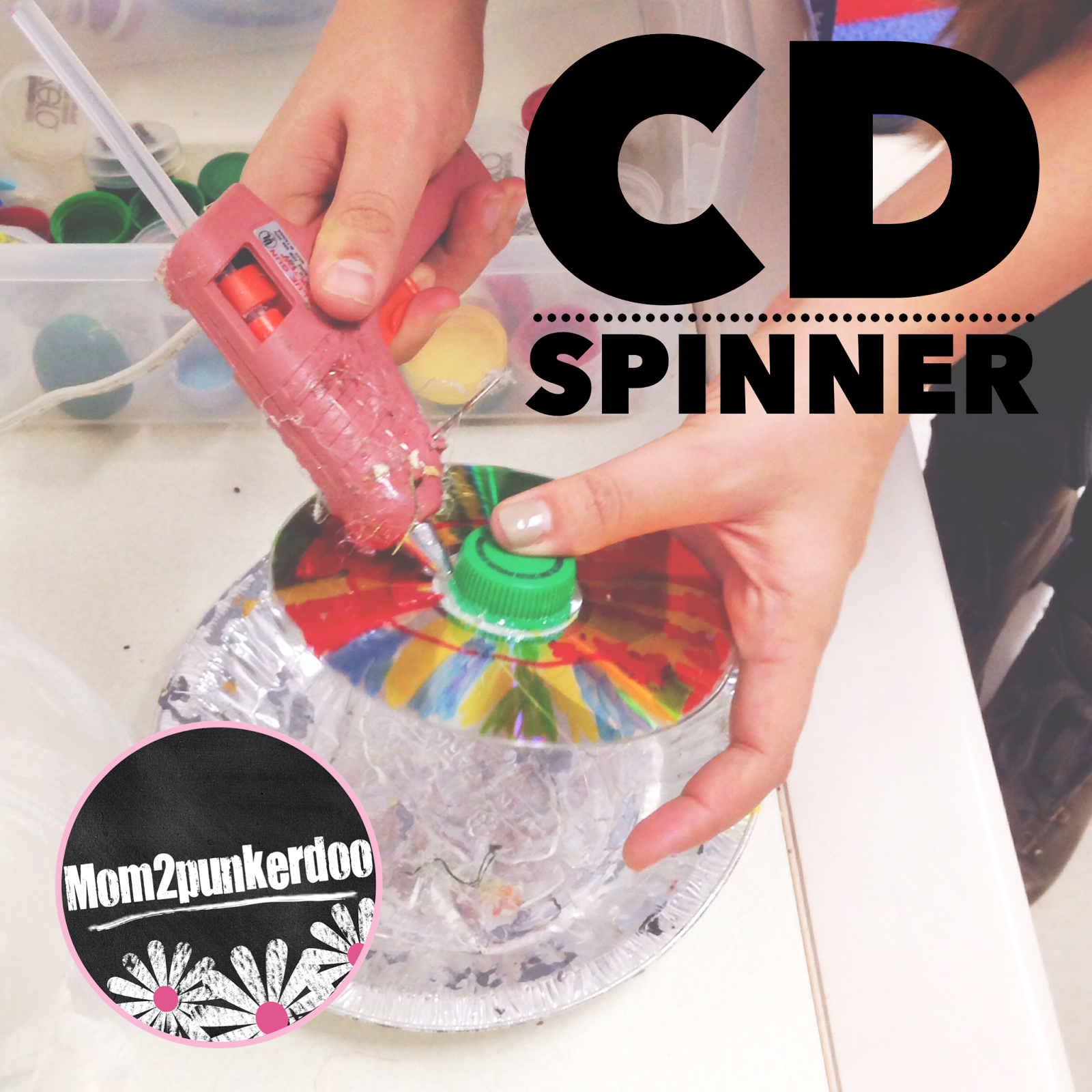 Mom2Punkerdoo: Recycled CD Spinners