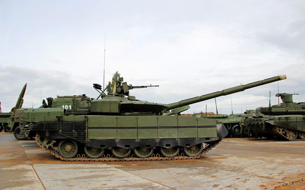 desarrollo defensa y tecnologia belica: El T-80BV MBT mejorado de Rusia ...