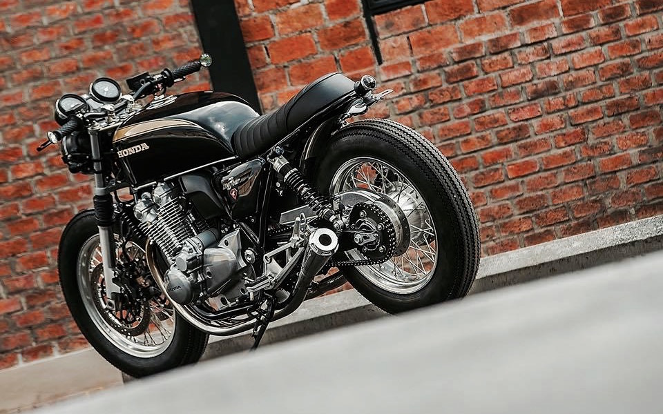 Hyperclassic CB1100 Four - Inazuma café racer