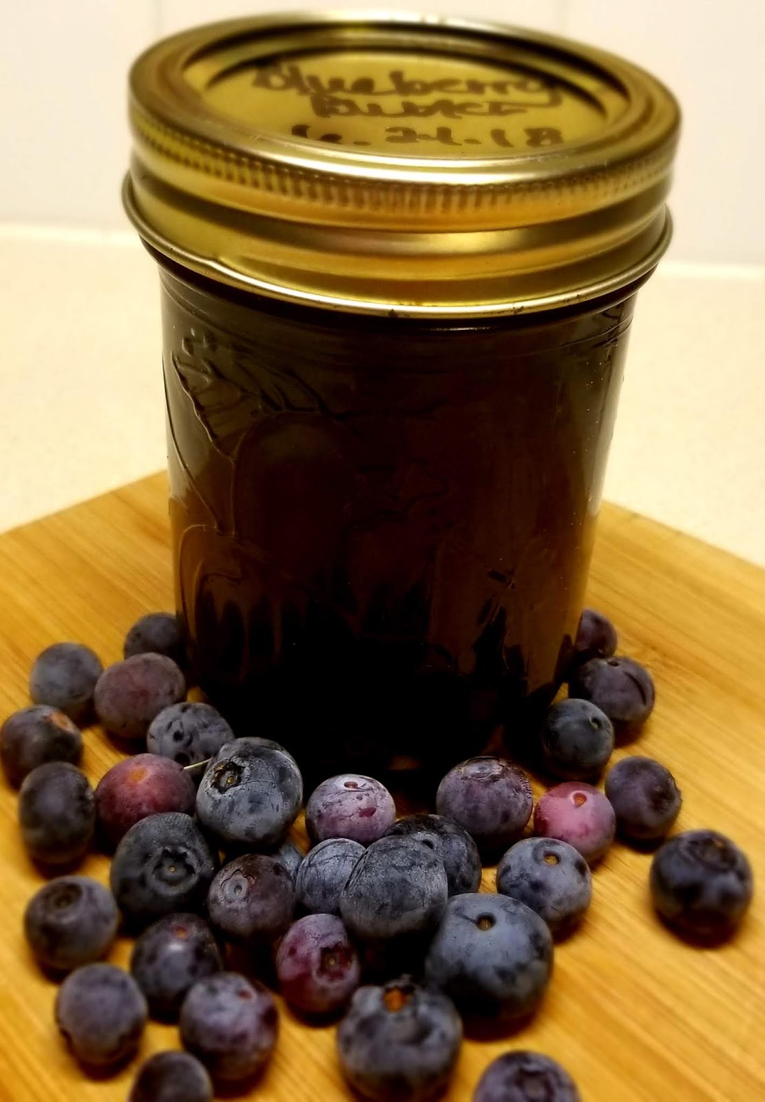 EASY CROCK POT BLUEBERRY BUTTER