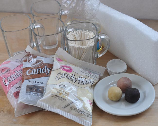 Beki Cook's Cake Blog: Neapolitan Cake Pops - Three Flavors in One Pop