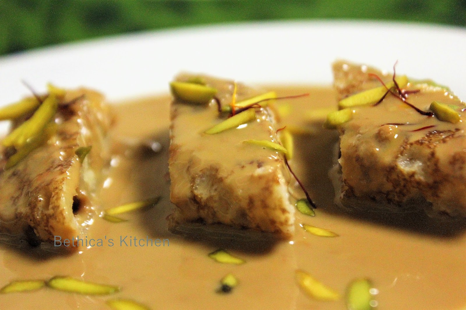 Bethica's Kitchen Flavours: Pati Shapta Pithe in Caramelised Rabdi ...