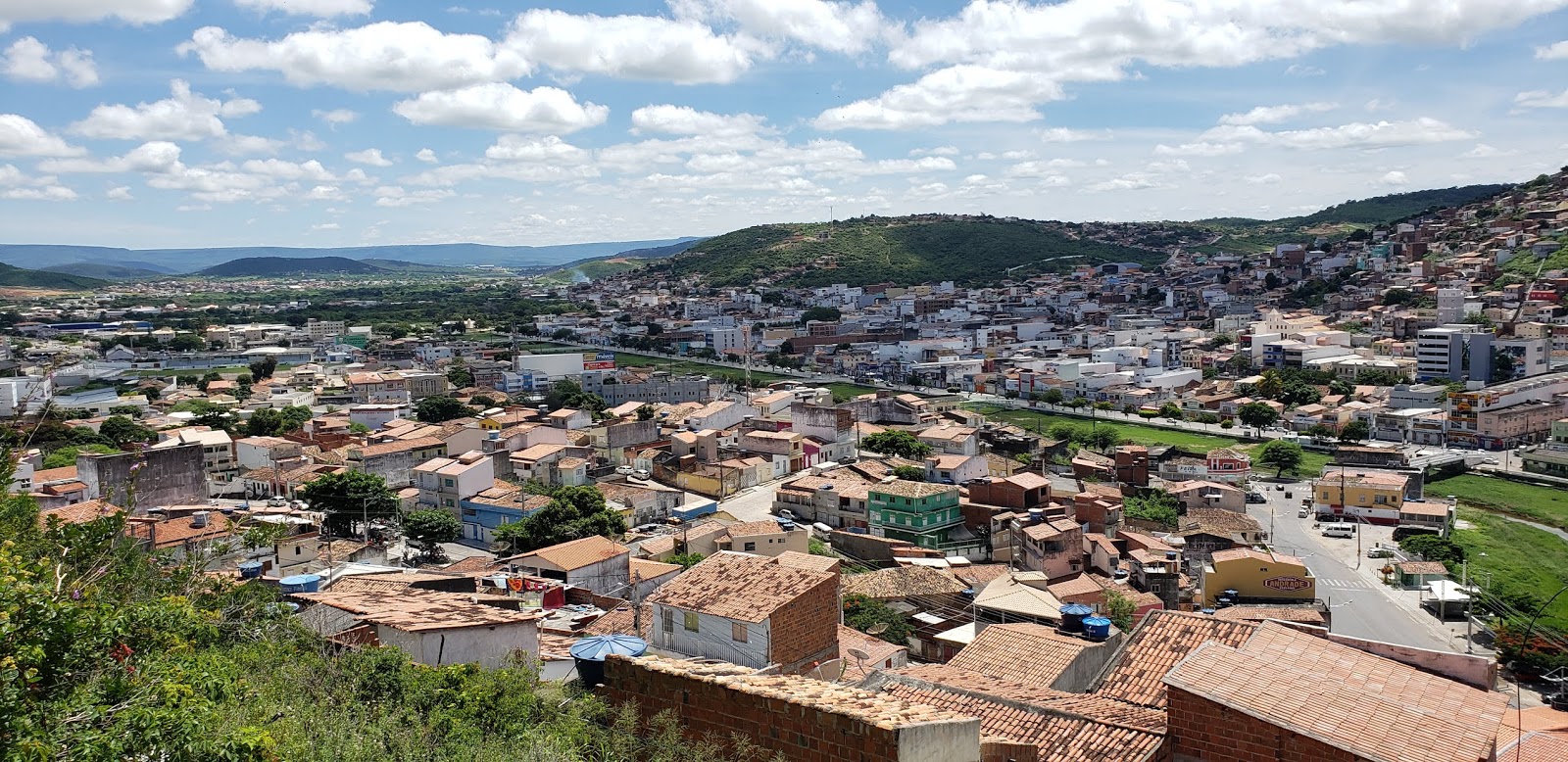 Mantendo a tradição de subida a Serra do Cruzeiro na Sexta Santa em ...