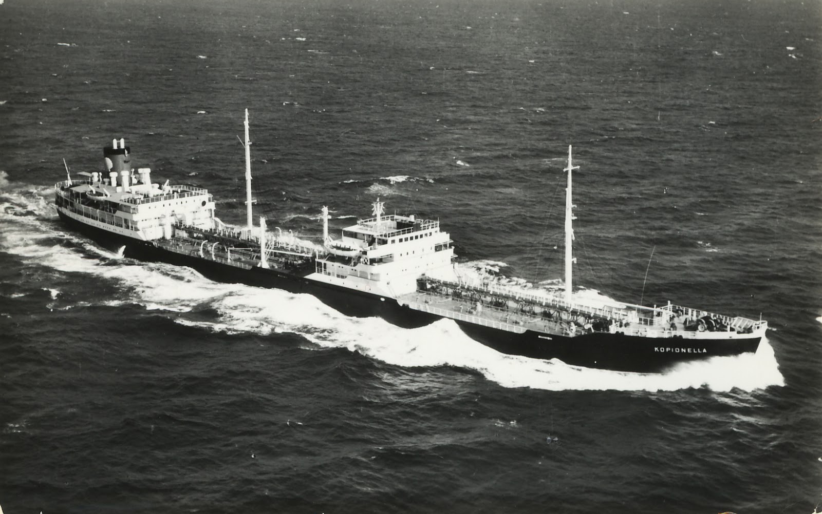 'ZIEN EN WETEN': SHELL TANKERS B.V. SCHEPEN, NAMEN ETC. (DEEL 6B)