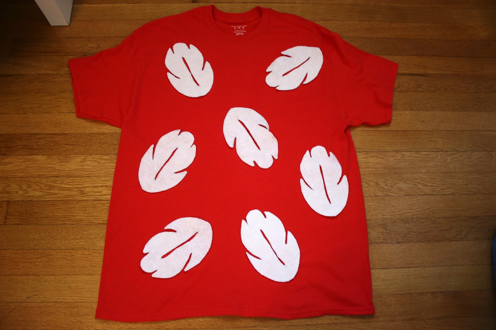 DIY Halloween Costume: Lilo & Stitch