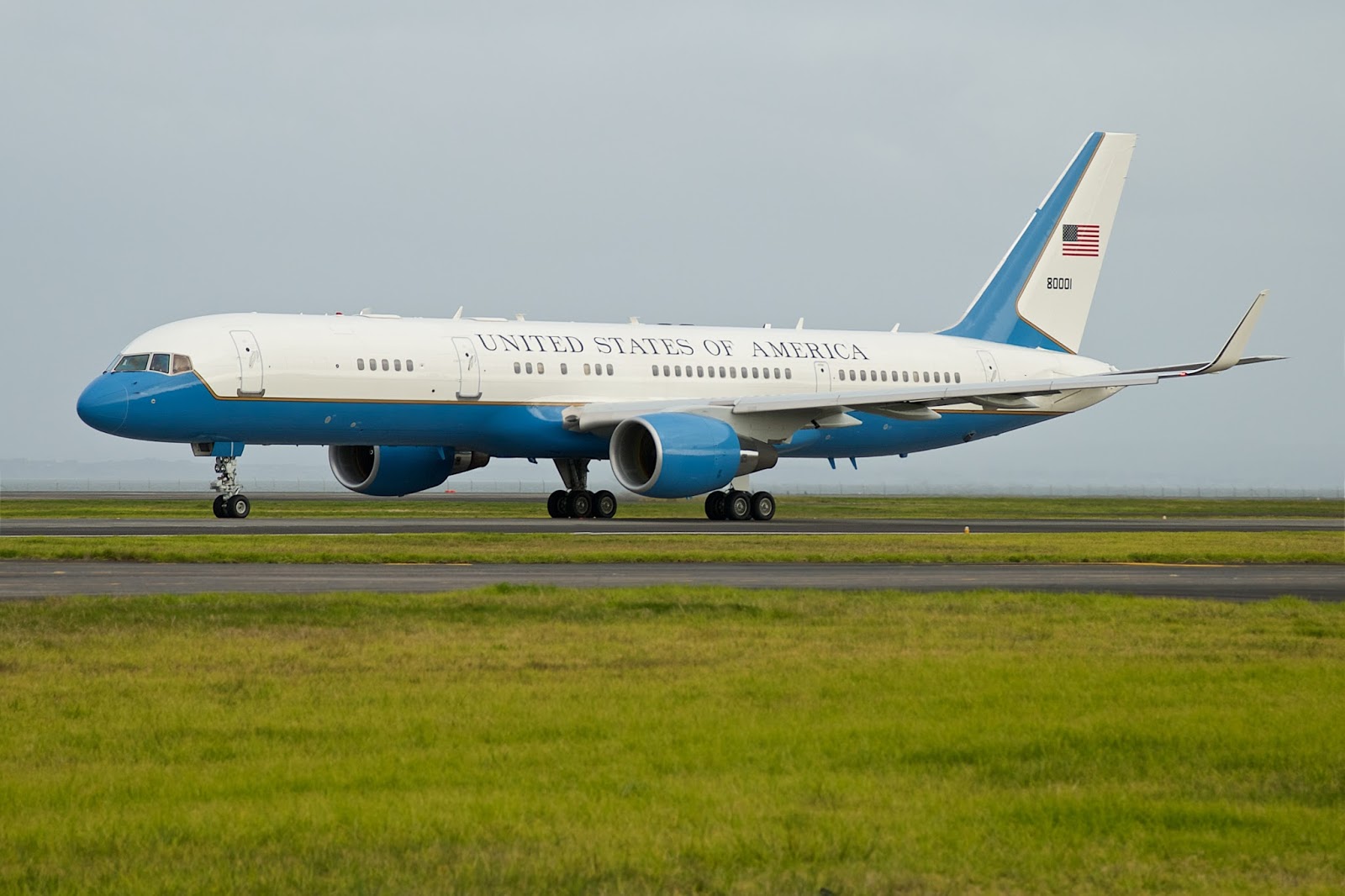 Aviationshotz: United States Airforce, B757's - VIP Transport.