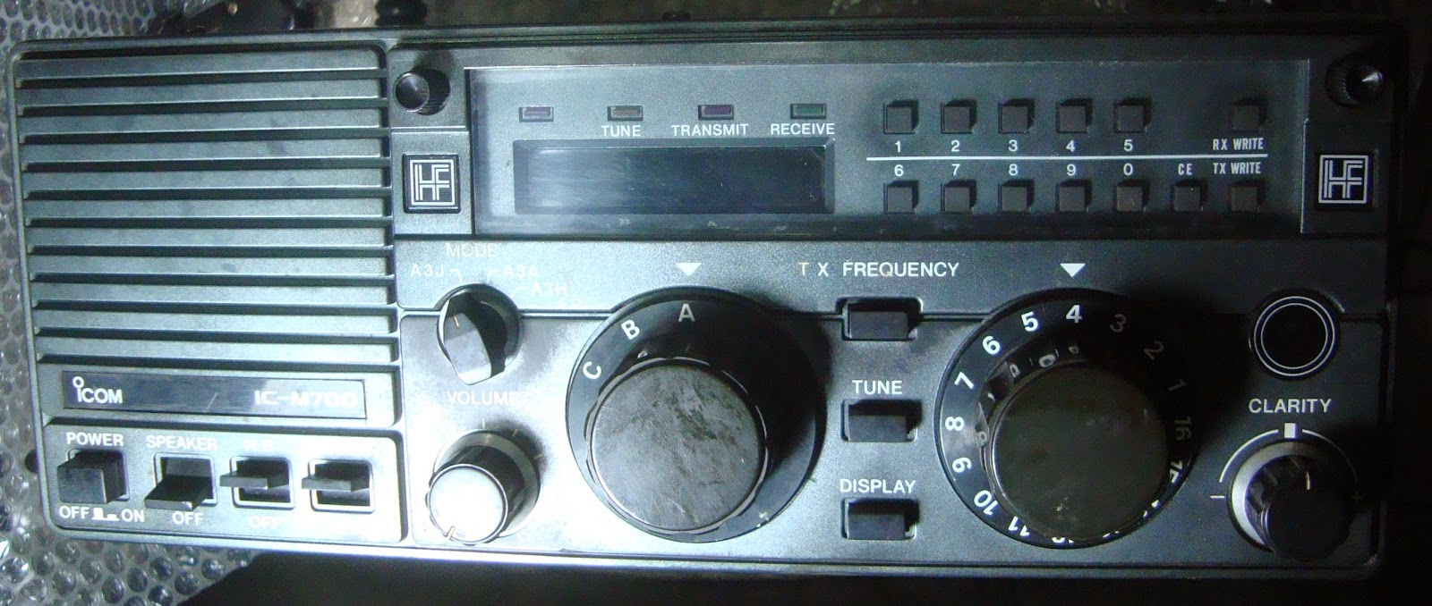 RADIO SELLER: Icom M-700 HF SSB ( SOLD )