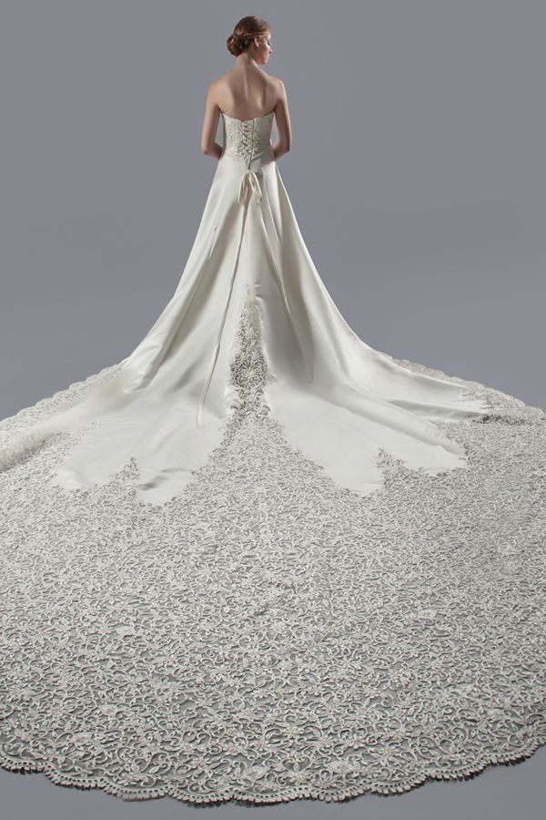 The White Dress Boutique: LET'S TALK ABOUT THE DRESS - TRAINS