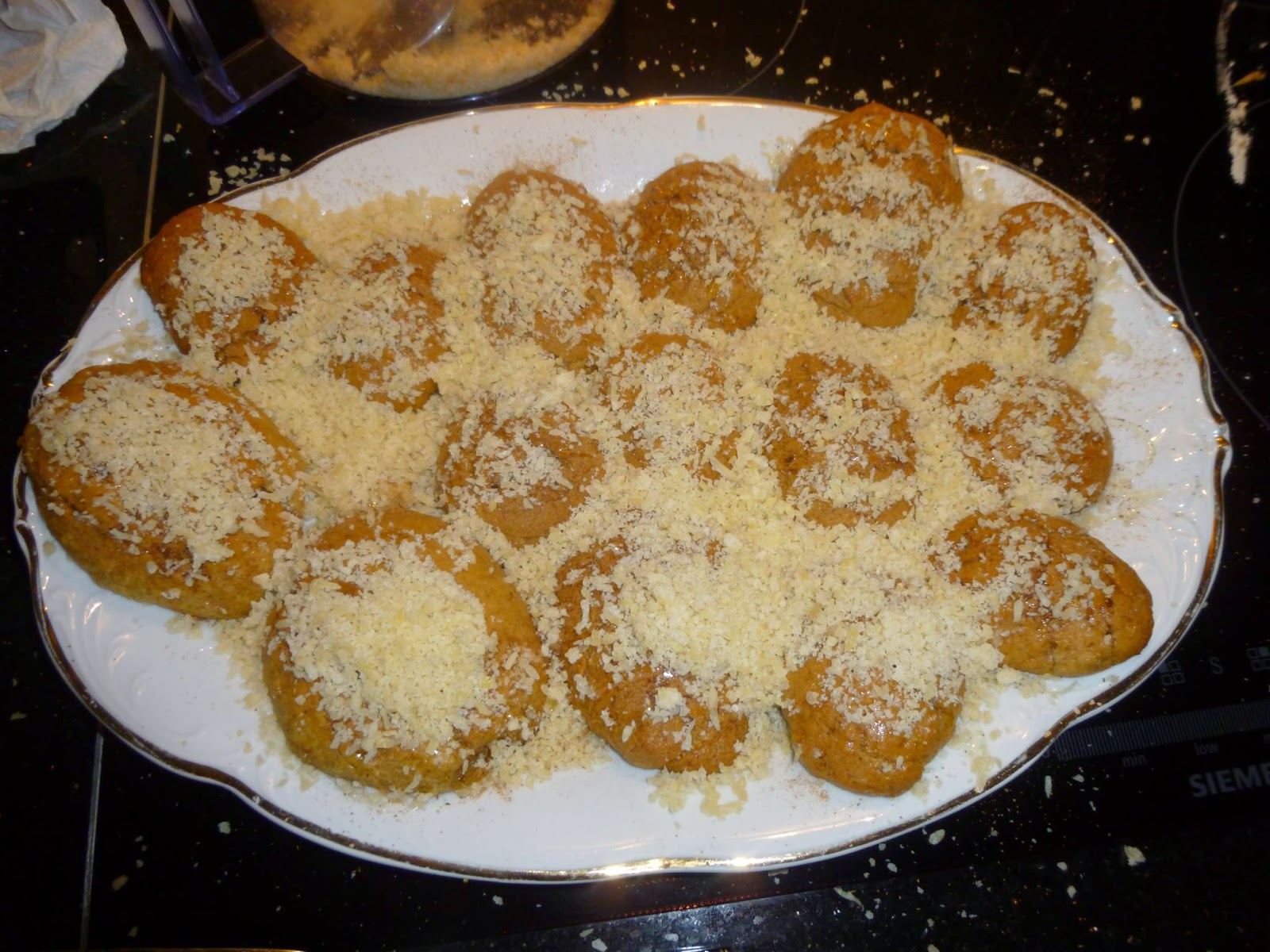 Self Improvement with Irinä: Recipes : Traditional greek candies for ...