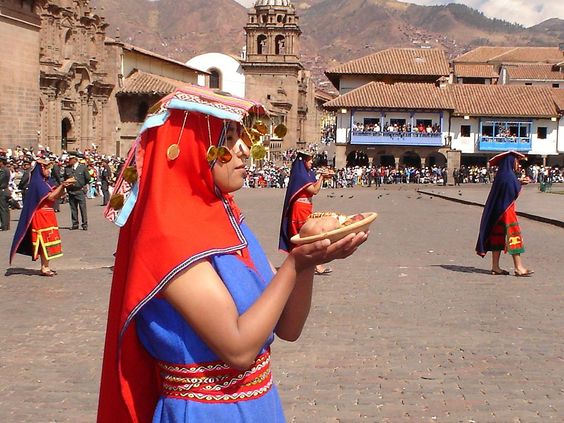 La fiesta andina del Cápac Raymi y la Navidad Andina