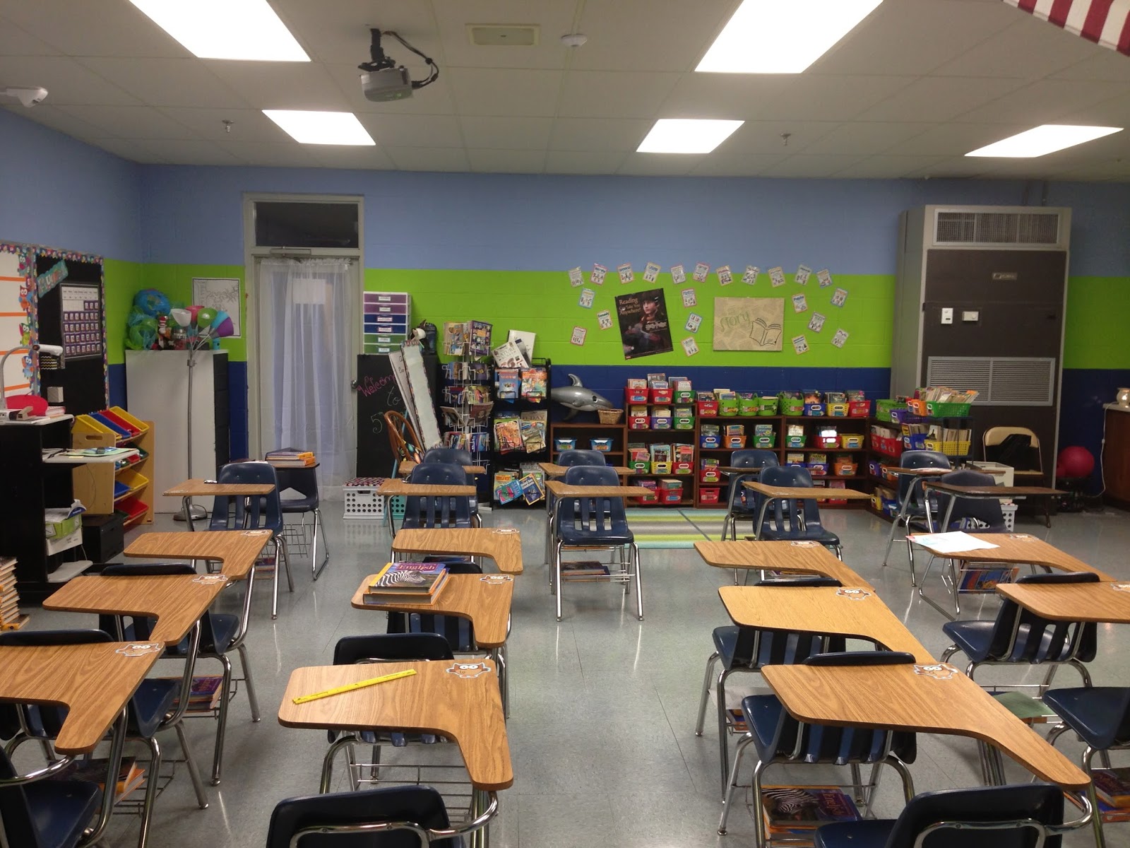 Life in Fifth Grade!: Classroom photos!