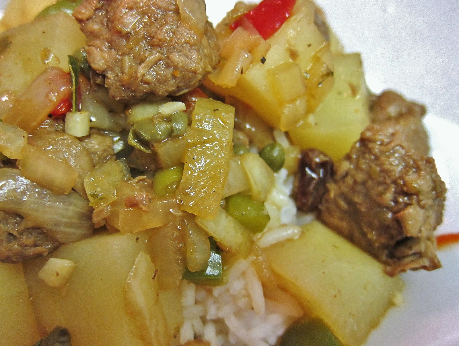 The Vegan Chronicle: Carne con Papas (Stew of Beef and Potatoes)