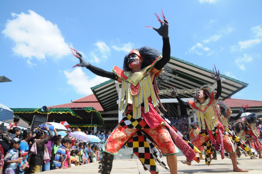 KESENIAN RAKYAT : 38 Grup Meriahkan Festival Tari Rakyat Boyolali ...
