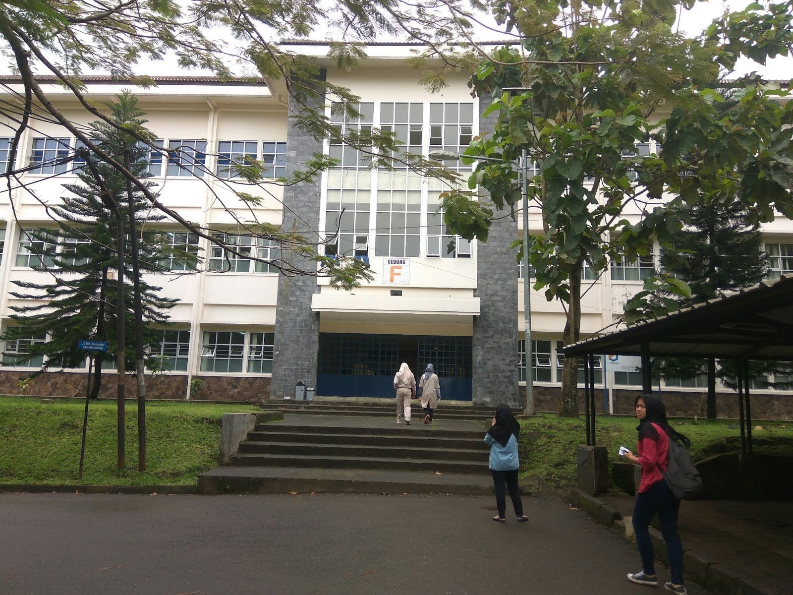 Asset Management: Gedung di Polban