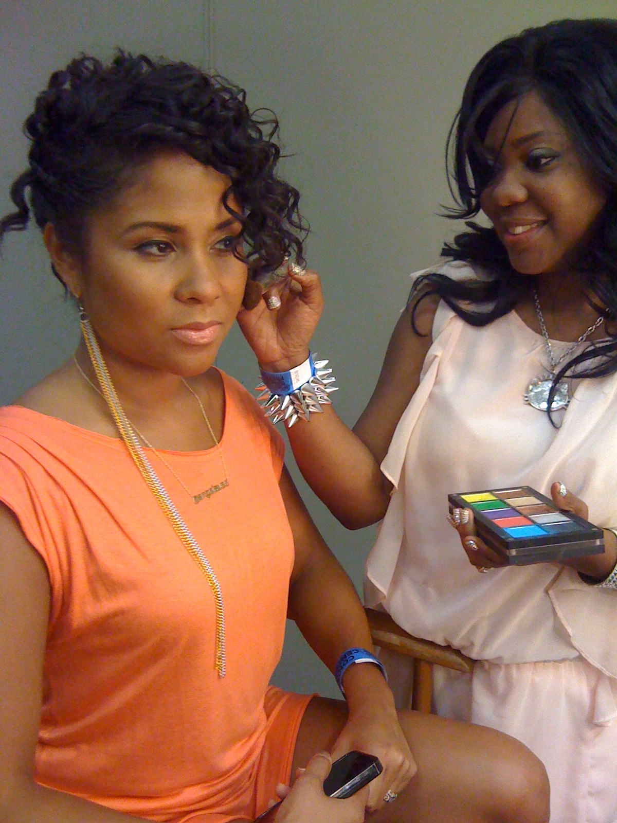 Inside the Life of a Glam Makeup Artist: New York Angela Yee from 105 ...