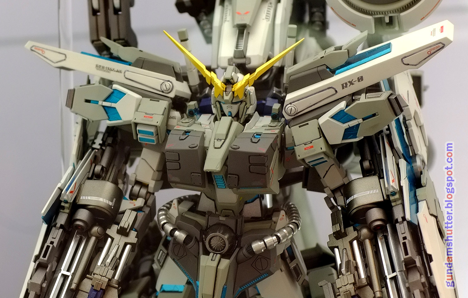 Gundam Shutter - Gunpla Photography