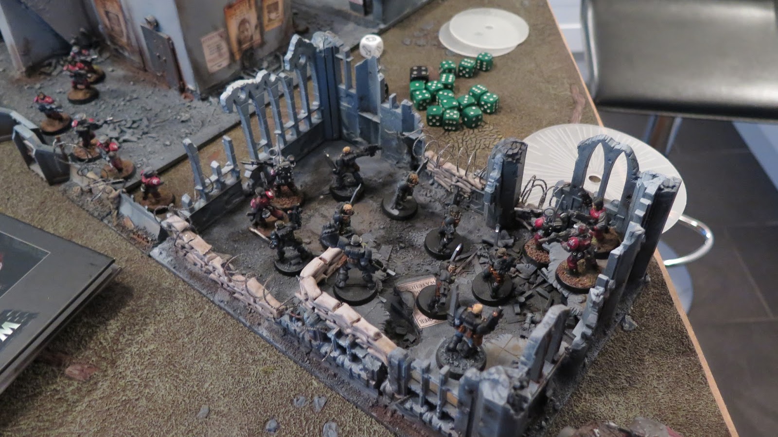 Rottimus' 40k Blog: A Prison for Gods - Part 3 - First blood