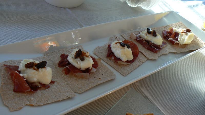 Fra sjel til mage - en matblogg: Absolutt norsk fingermat