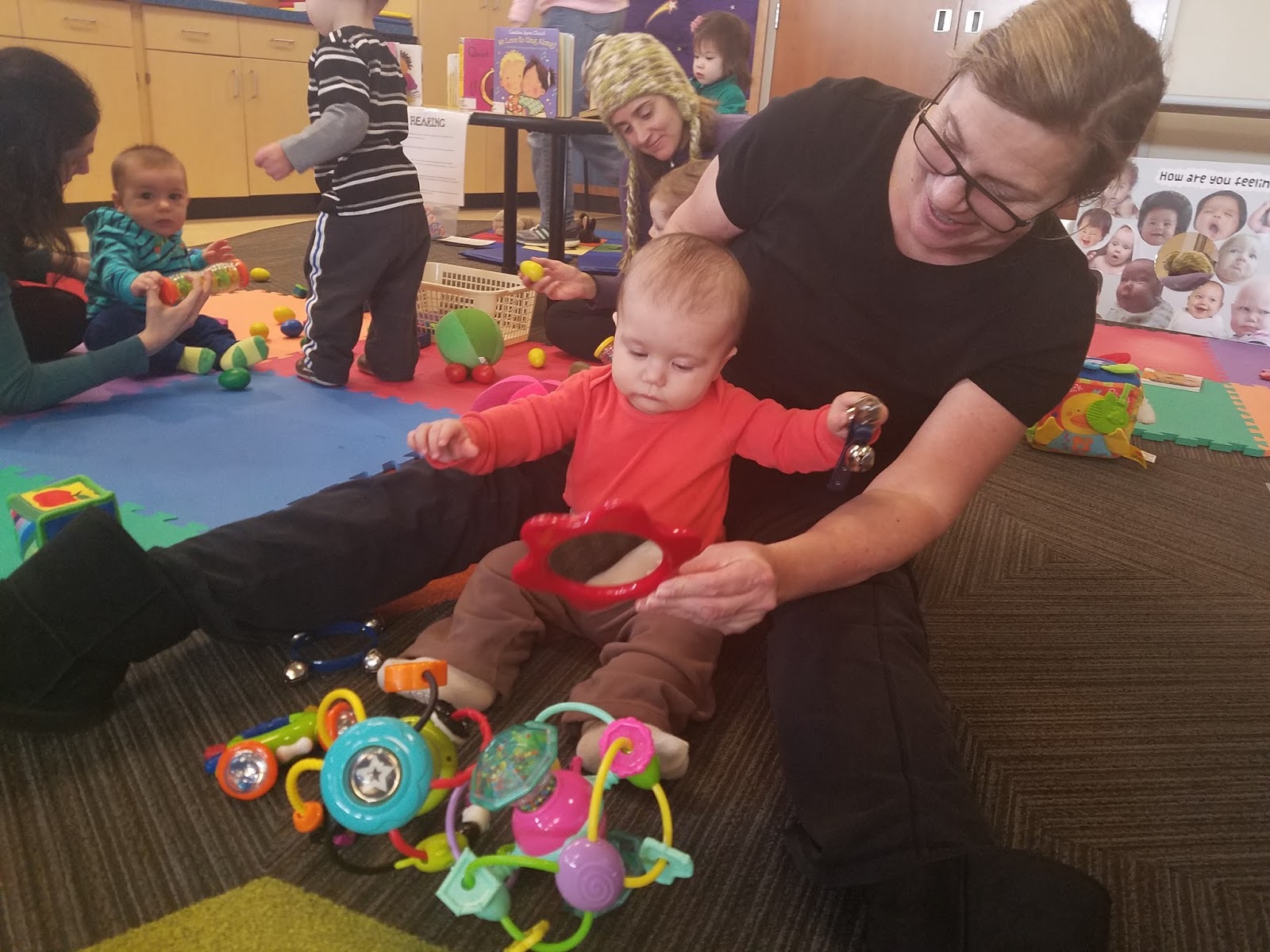 Miss Sarah's Storytime: Sensory Playtime for Babies 0-2