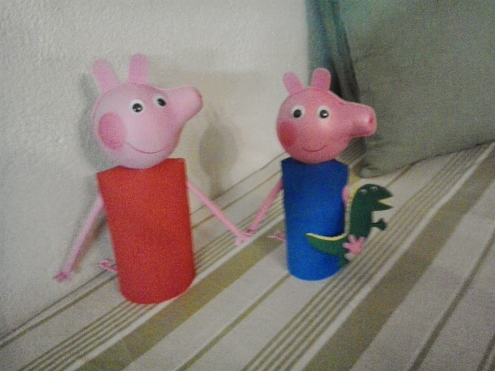 fofuchas de manuel: marionetas de goma-eva de Pepa Pig y George