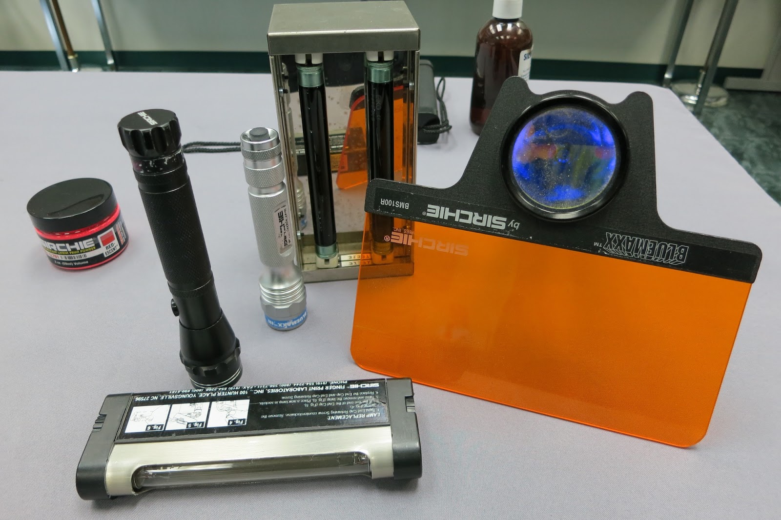 ThrillWriting: Fingerprinting For Writers by Patti Phillips