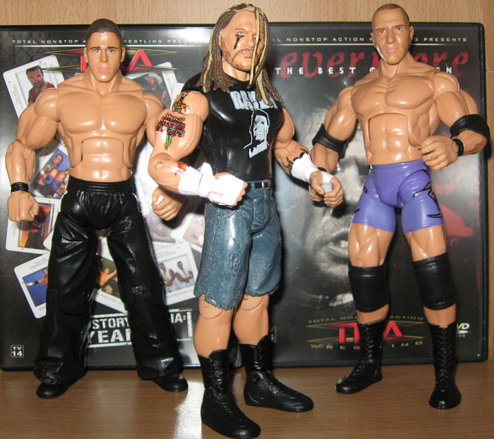J\/\/s Wrestling Memorabilia: Raven Figures...You Gotta Keep 'Em Separated