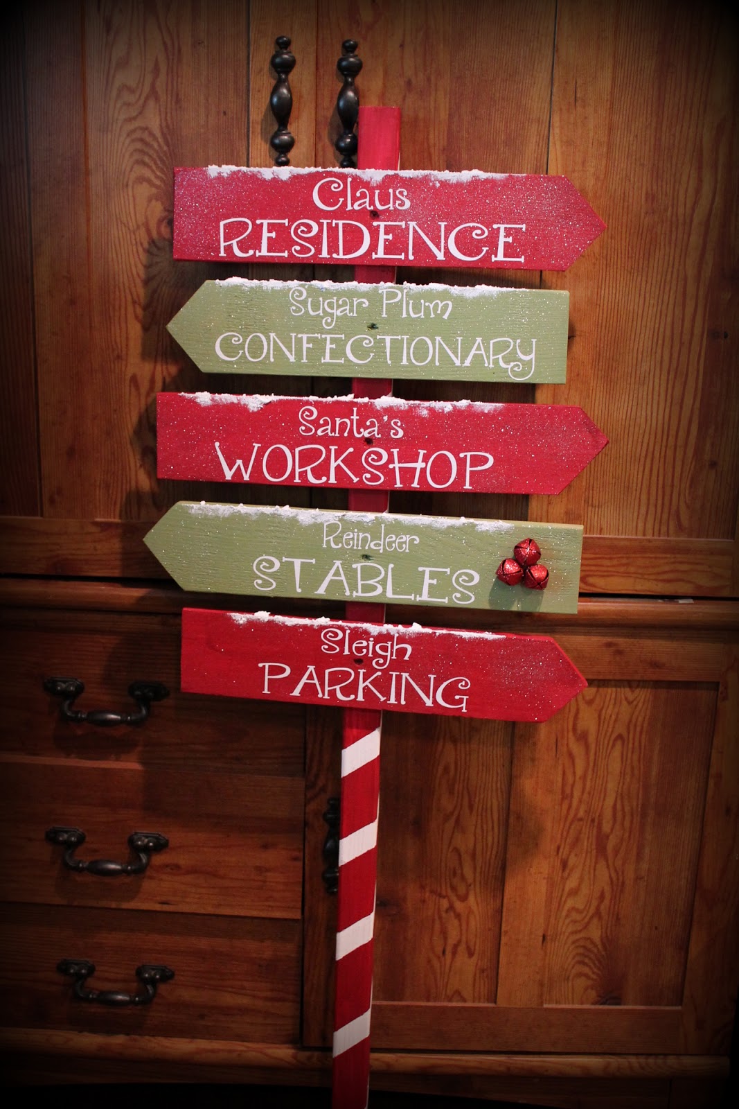 Shady Creek Lane: Signs Of Christmas