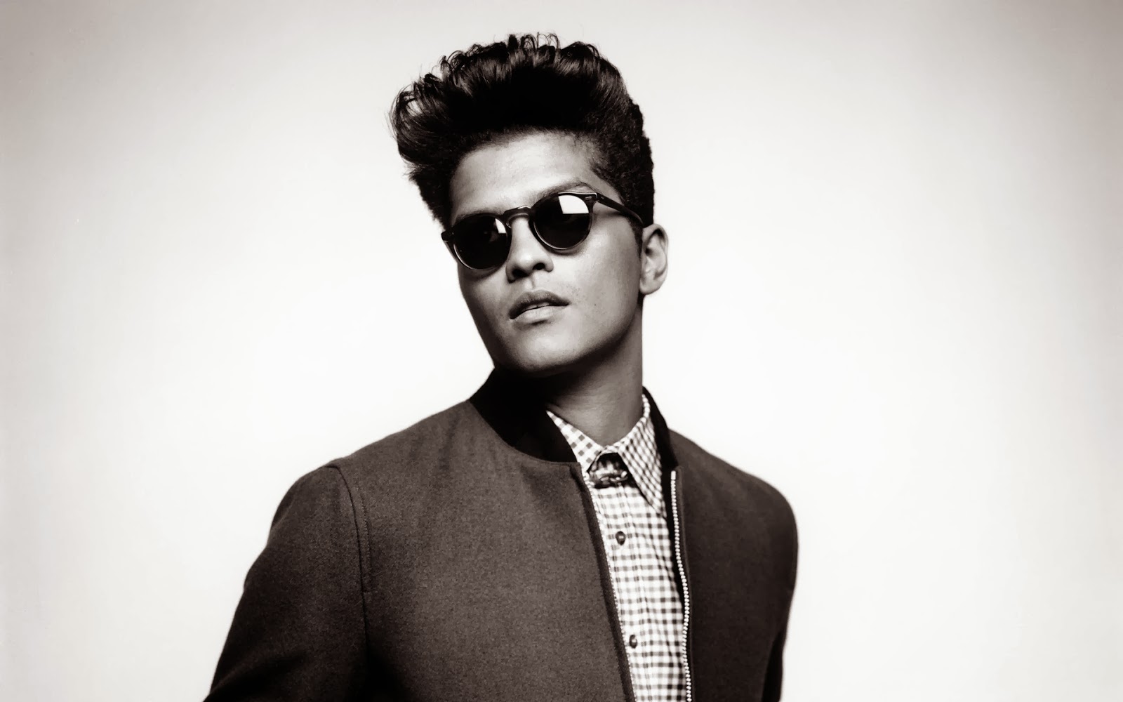 Somewhere I Belong: Happy Birthday - Bruno Mars (28)