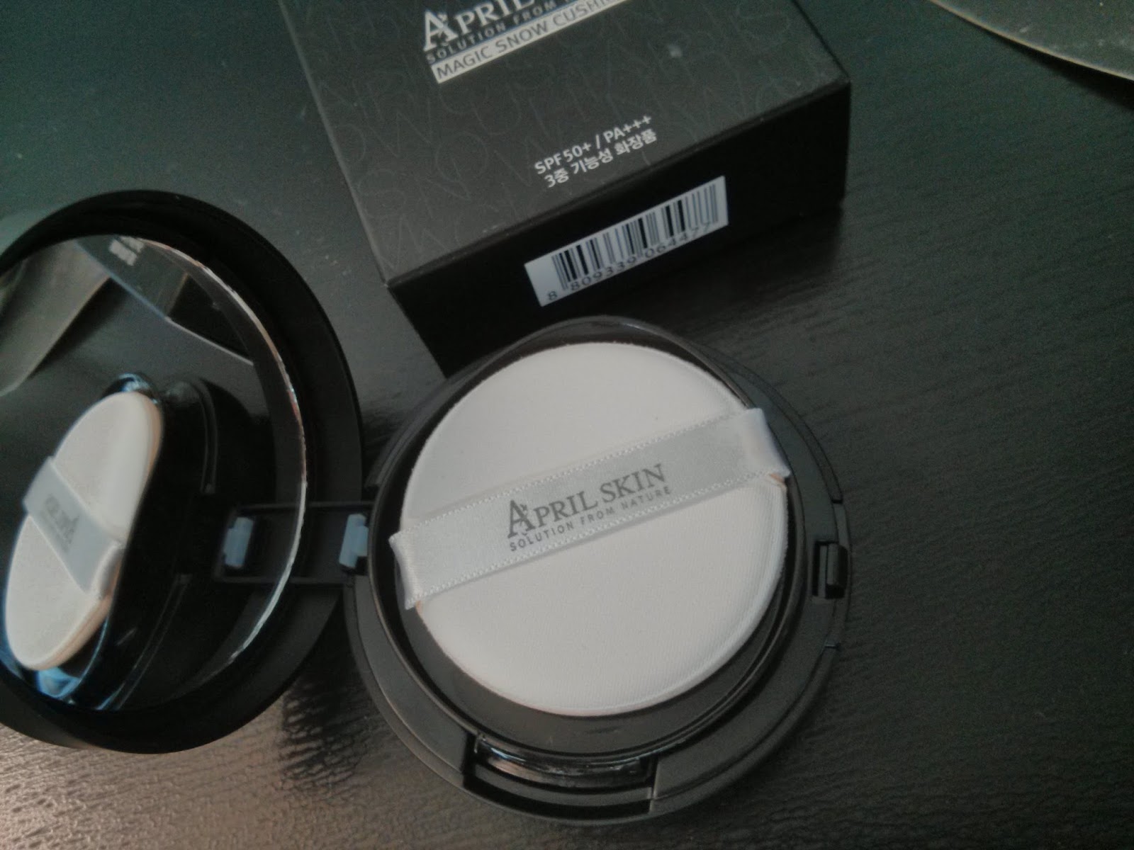 SmallGirl on Earth: Review: April Skin Magic Snow Cushion