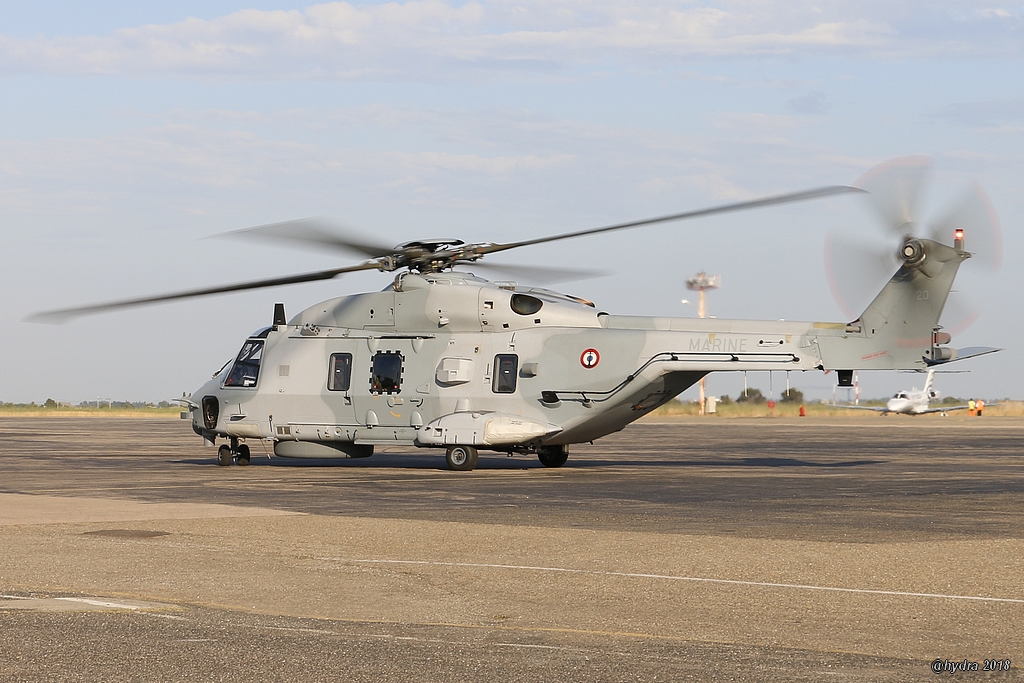 airblog: Caïman Marine