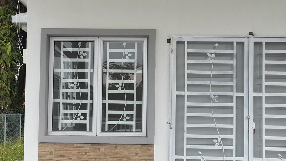 Akri Mumtaz Enterprise: Grill Tingkap