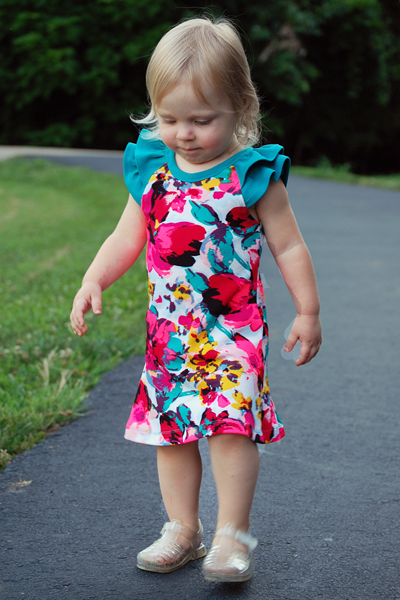 Ma Moose: Dress Up This Town