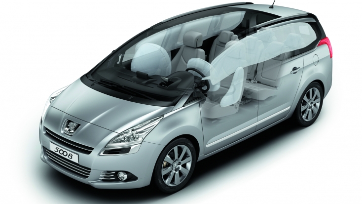 سيارات: بيجو 5008