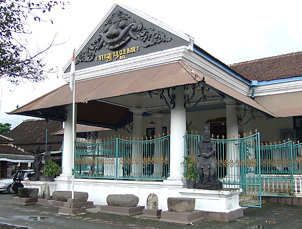 Radya Pustaka Museum | Wonderful Solo